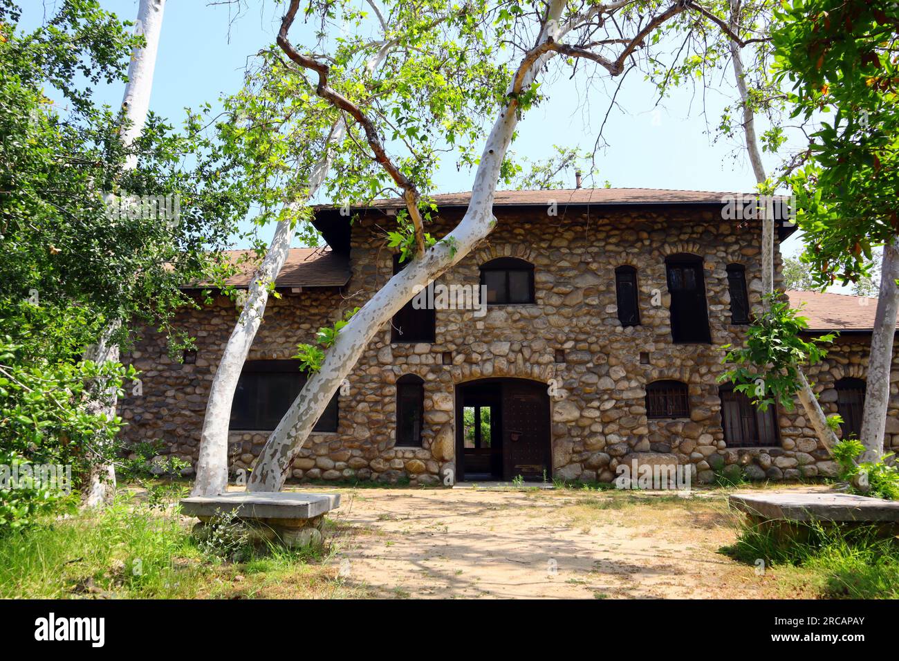 Los Angeles, California: Lummis Home - El Alisal. Rustic Stone House ...