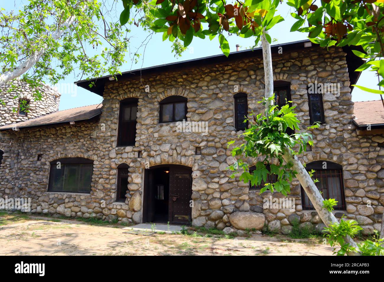 Los Angeles, California: Lummis Home - El Alisal. Rustic Stone House ...