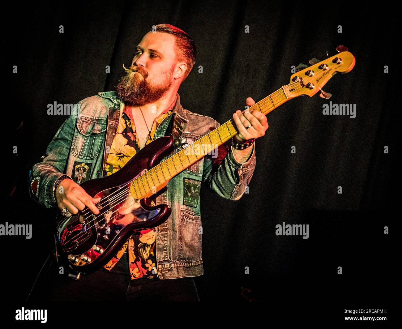 Billy Dedman on bass Stock Photo - Alamy