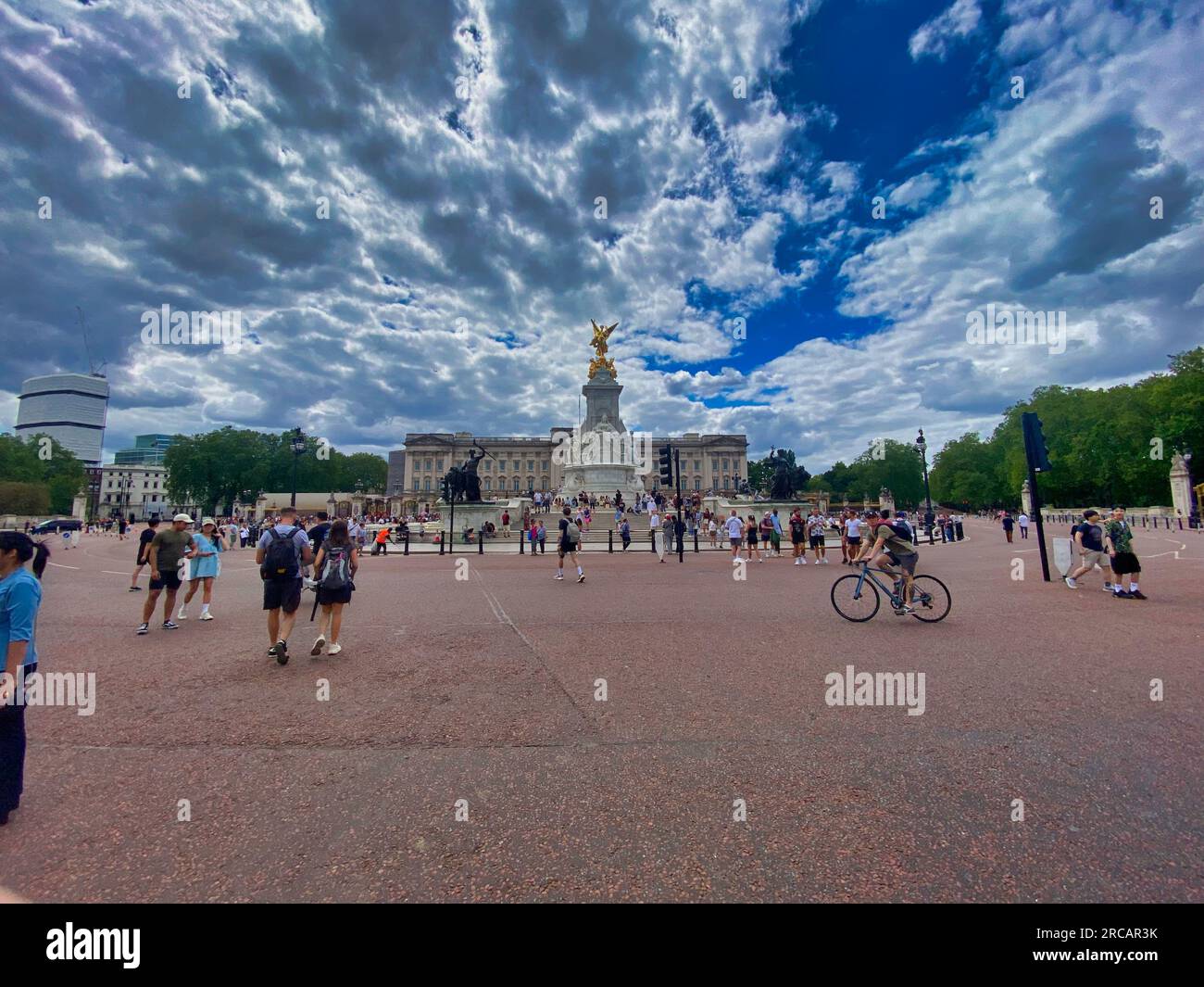 Buckingham Palace in London, UK Stock Photo - Alamy