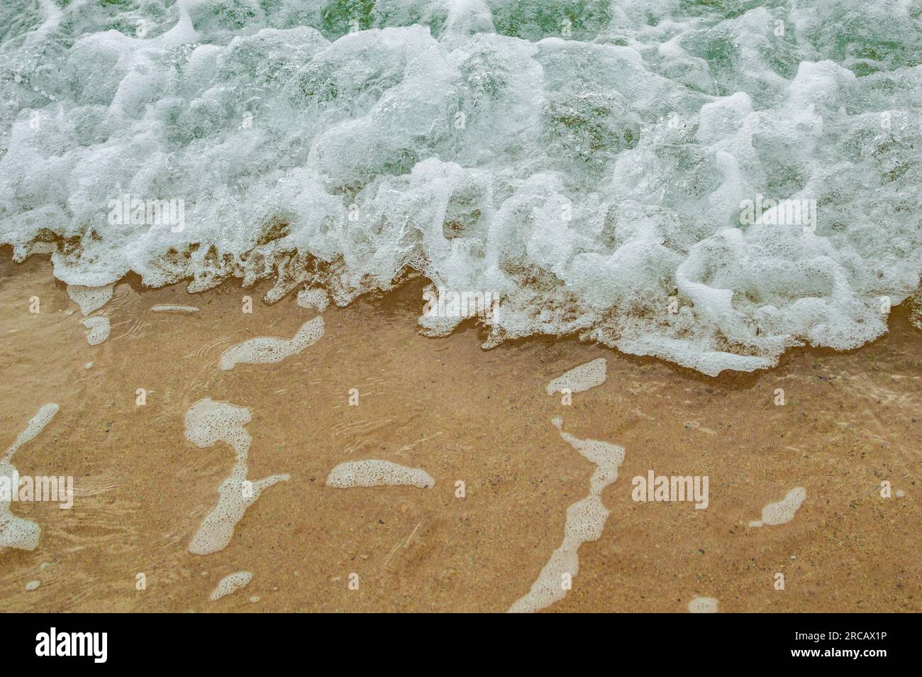 Close up shore beach waves hi-res stock photography and images - Alamy
