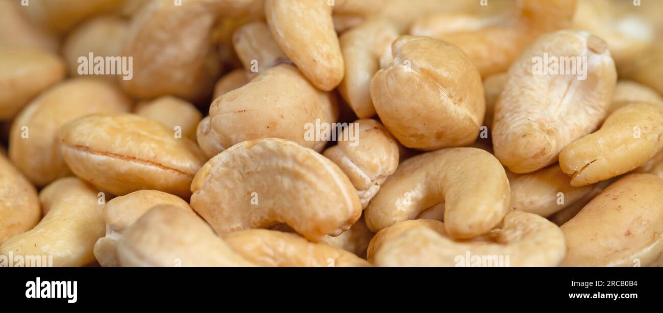 Cashews in the plate hi-res stock photography and images - Alamy