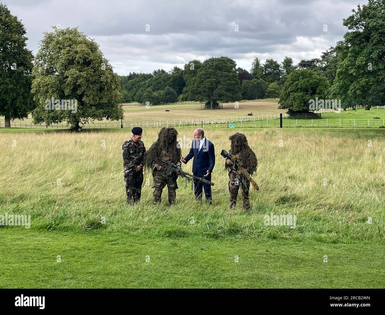 Chief staff irish defence forces hi-res stock photography and images ...