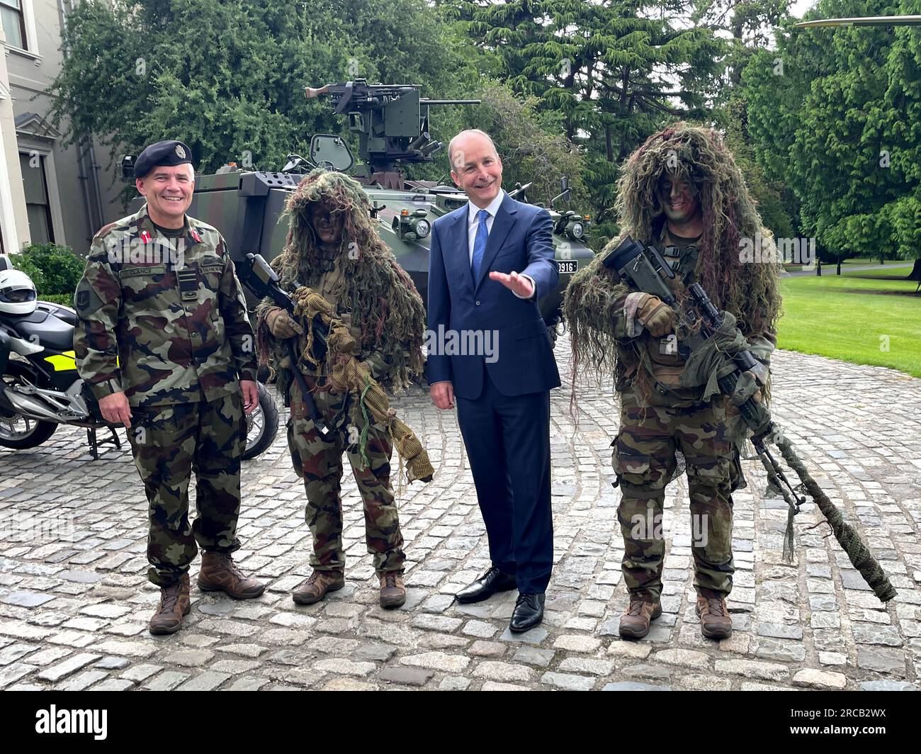 Chief staff irish defence forces hi-res stock photography and images ...