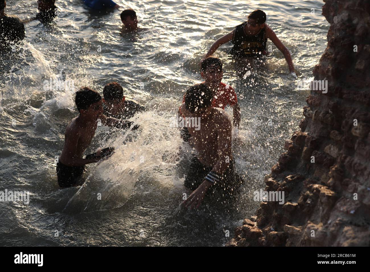Iraqi boys hi-res stock photography and images - Alamy