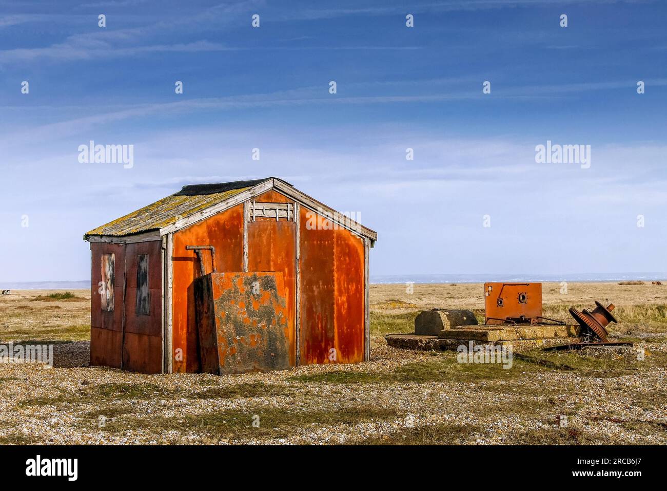 Old fisherman's hut on Dungeness beach Stock Photo - Alamy