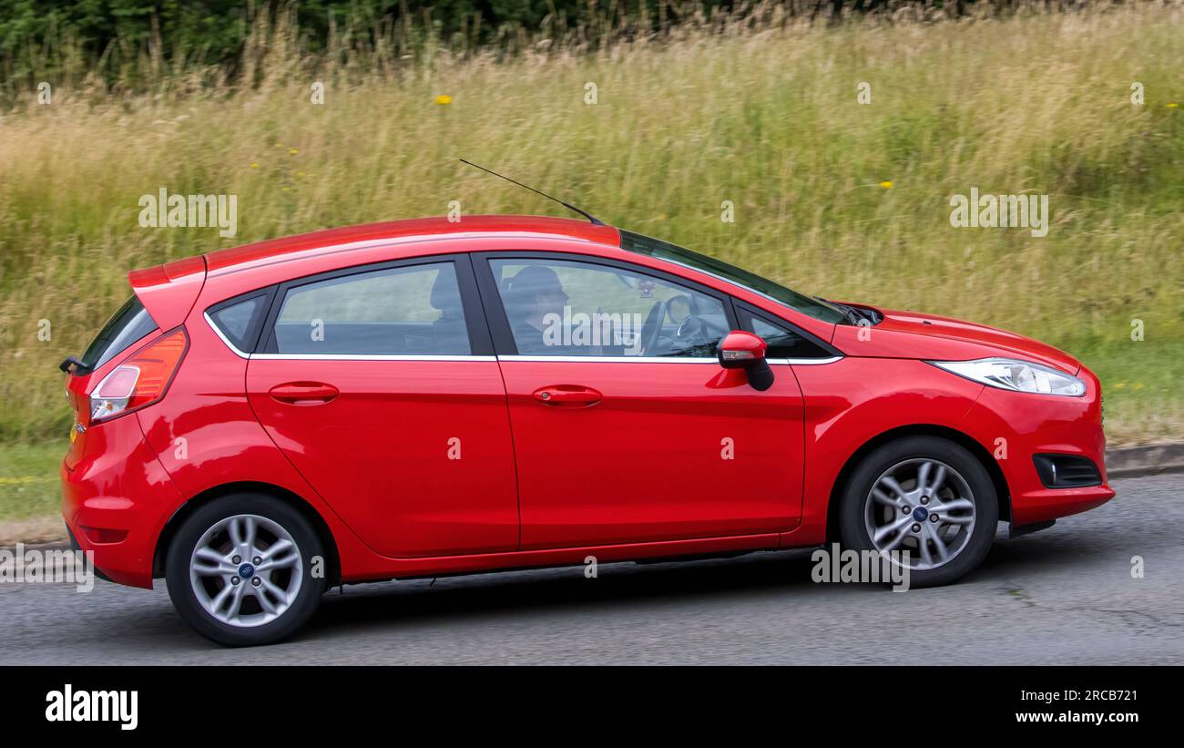 Red ford fiesta hi-res stock photography and images - Alamy