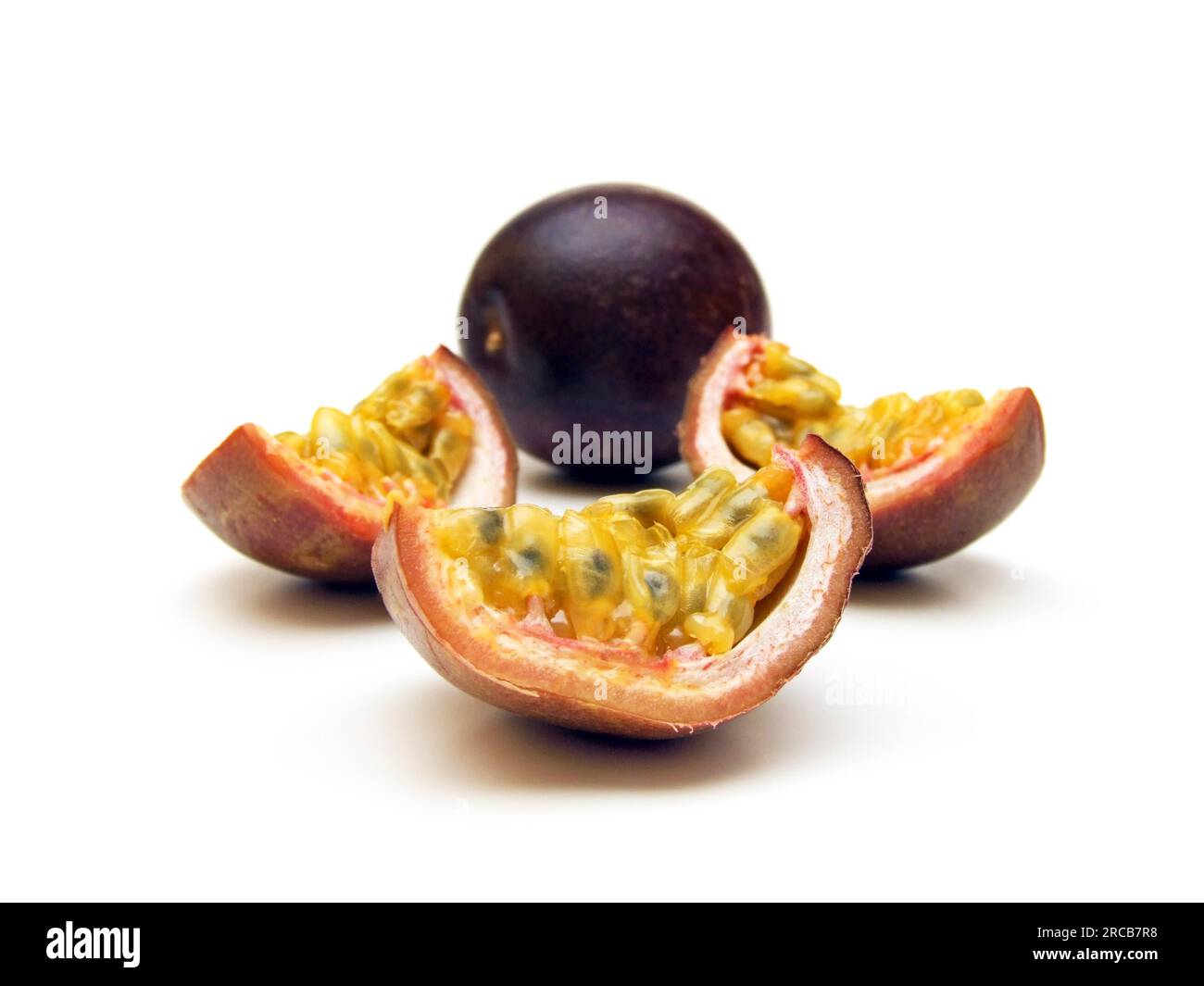 Passion fruit (Passiflora edulis Stock Photo - Alamy