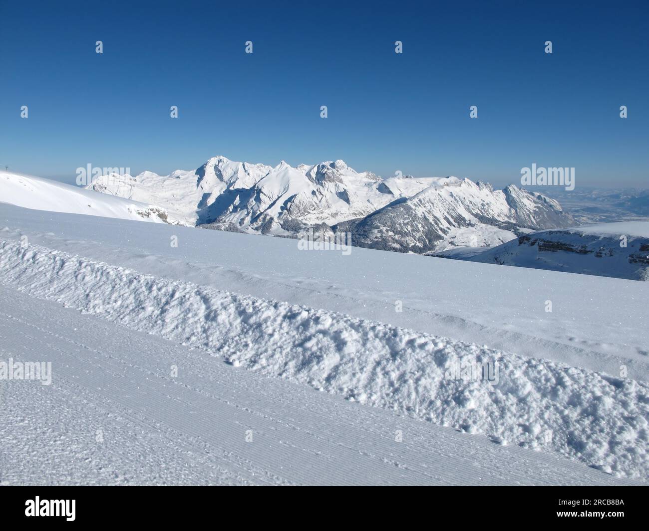 Winter scenery in the Swiss Alps Stock Photo - Alamy