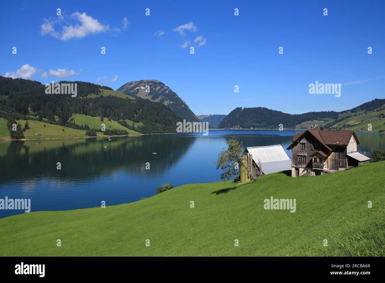 Country side landscape water hi-res stock photography and images - Alamy