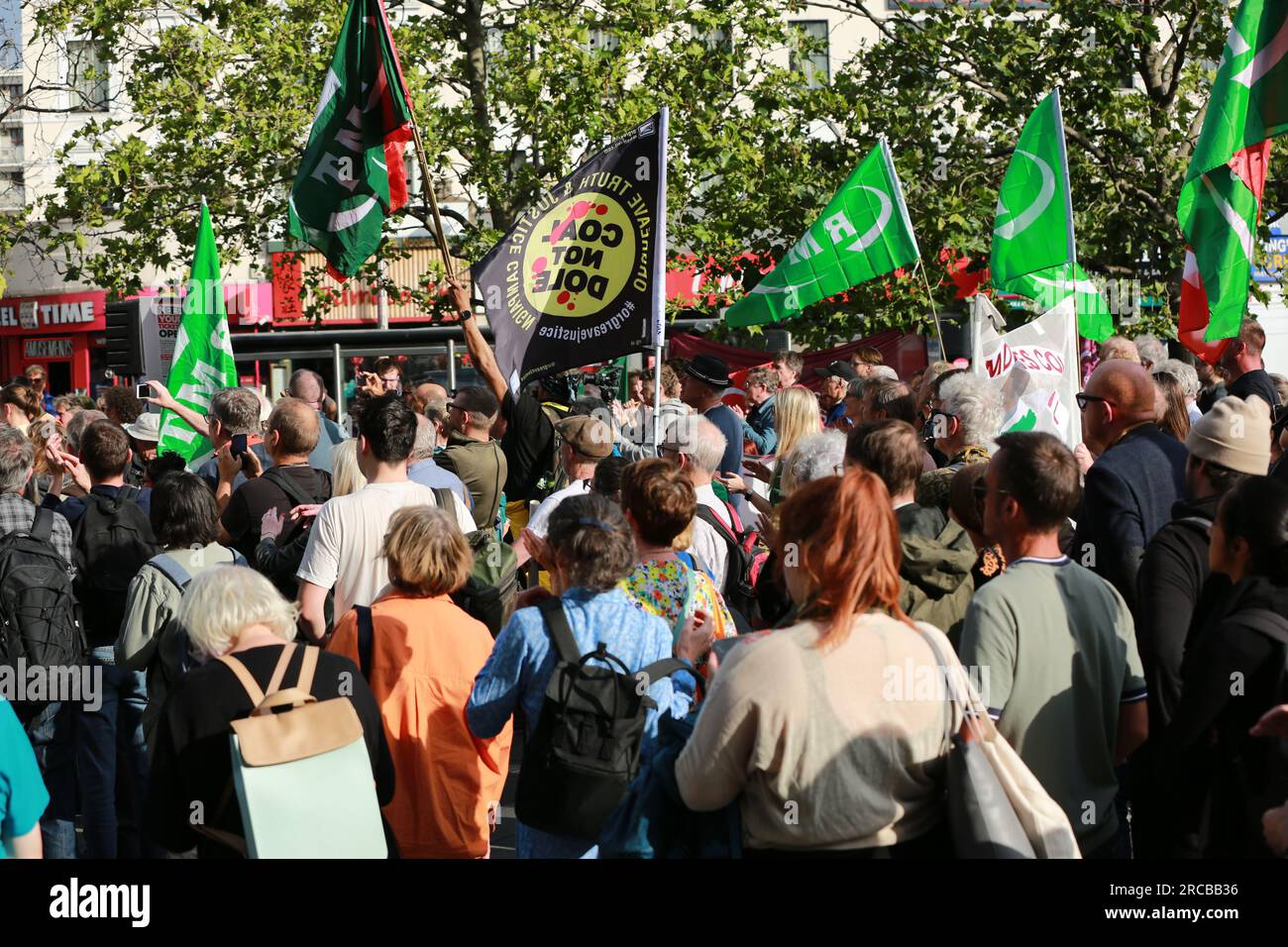 Kings cross rail poster hi-res stock photography and images - Alamy