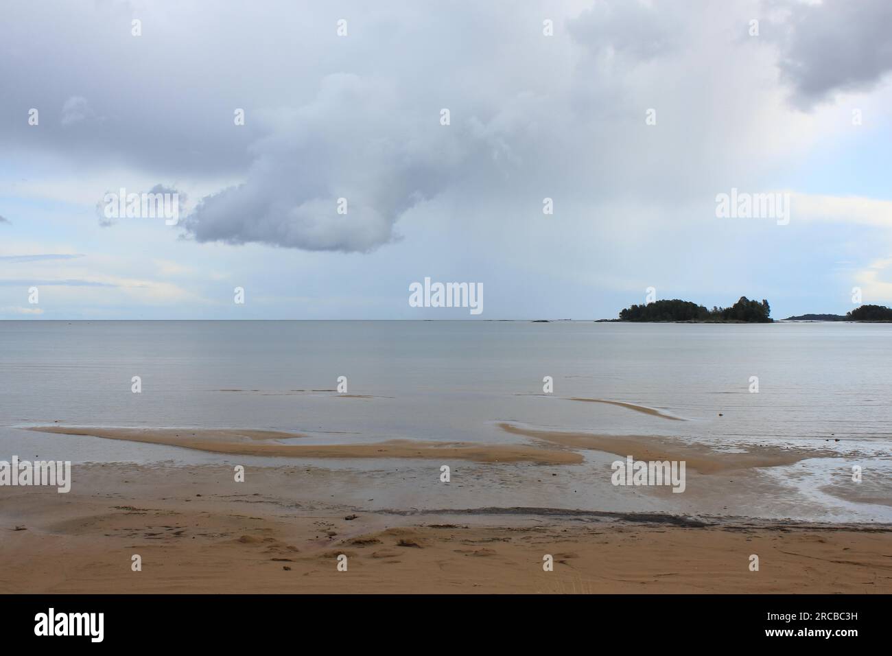 Rain over lake hi-res stock photography and images - Alamy