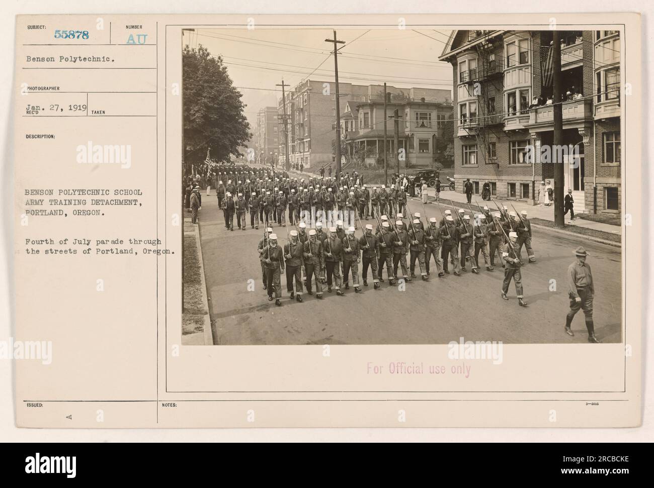 Soldiers from Benson Polytechnic School Army Training Detachment ...