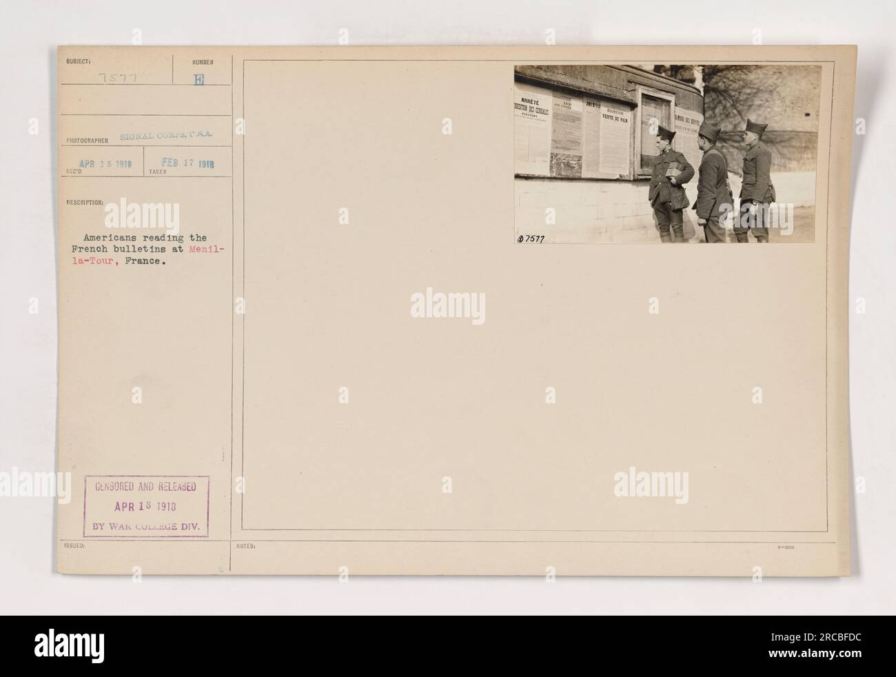 French bulletins hi-res stock photography and images - Alamy