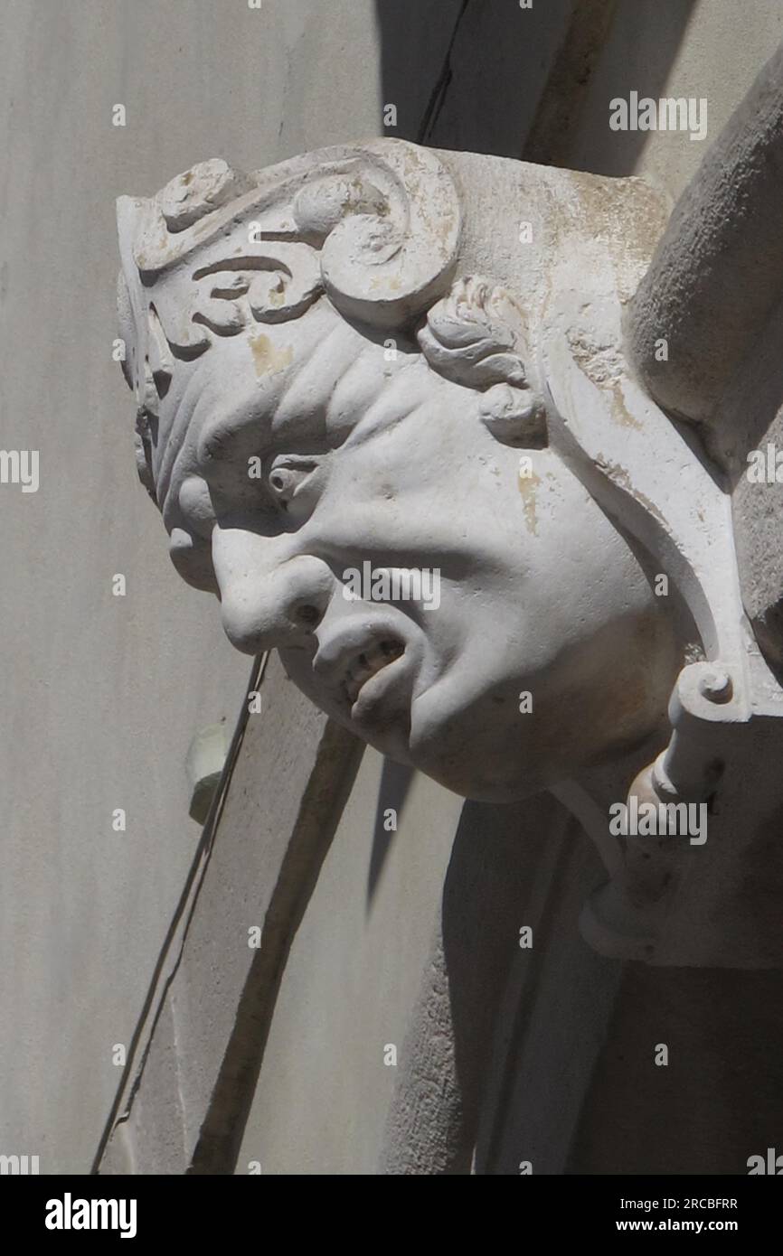 Strong facial expression hi-res stock photography and images - Alamy