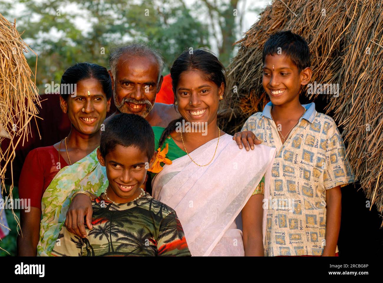 Happy village family near Vadalur, Neyveli, Tamil Nadu, South India ...
