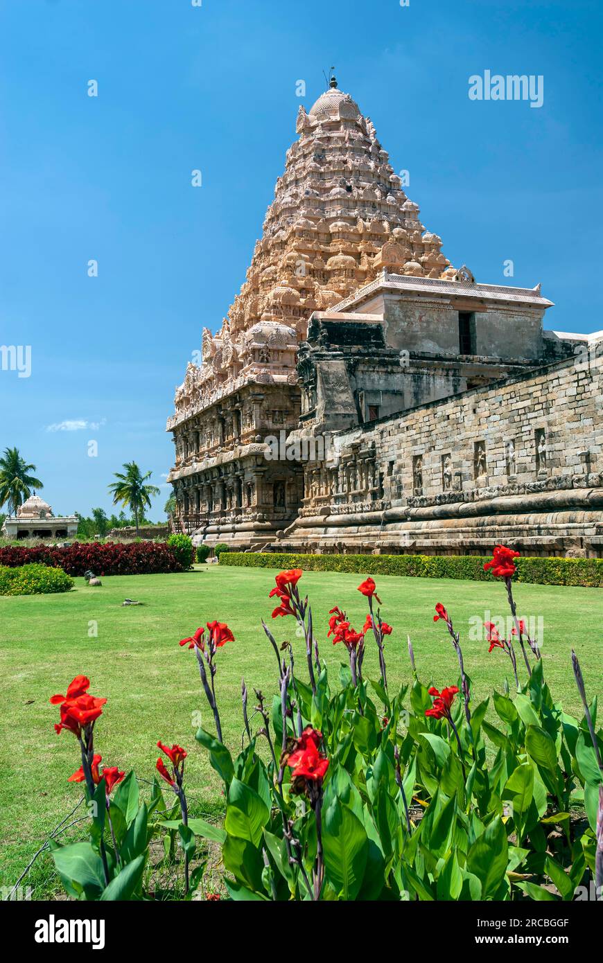 11th century Arulmigu Peruvudaiyar Brihadisvara Temple in Gangaikonda ...