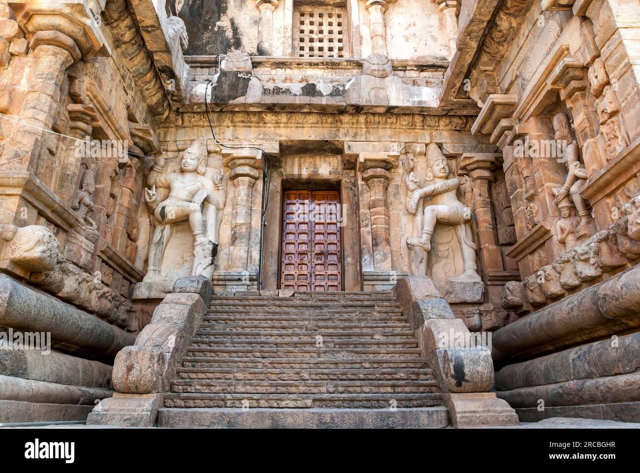 North entrance, 11th century Arulmigu Peruvudaiyar Brihadisvara Temple ...