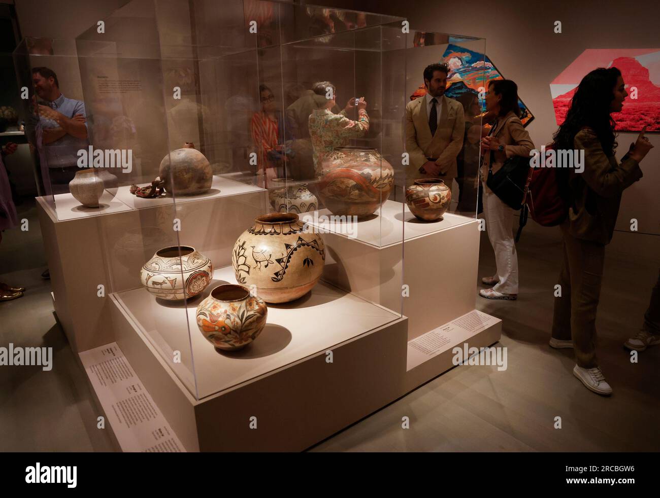 Native american artifacts new york hi-res stock photography and images ...