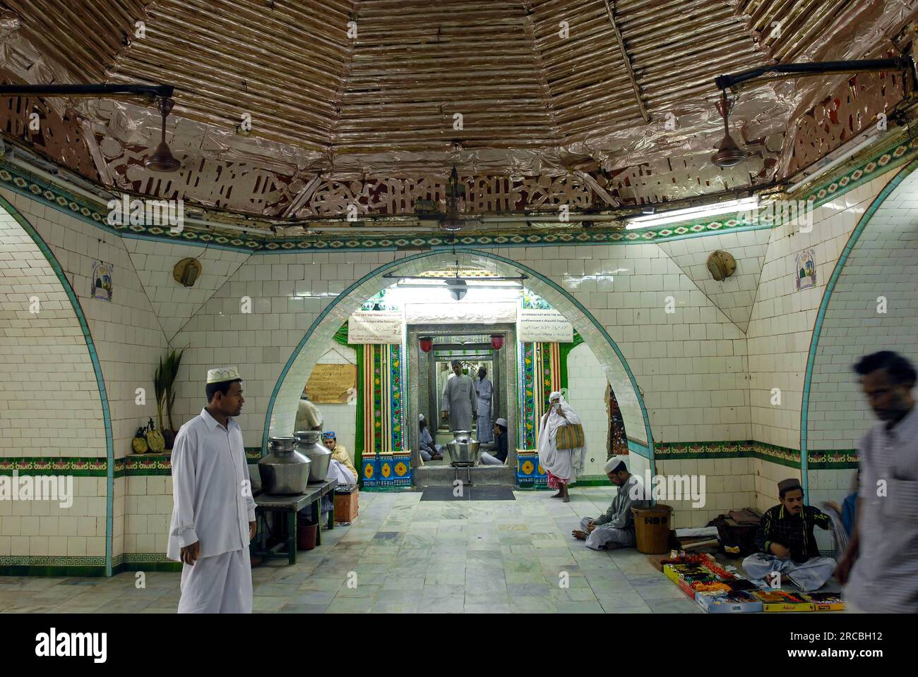Interior in Nagoor Dargah Syed Shahul Hameed Dargah Nagore Andavar ...