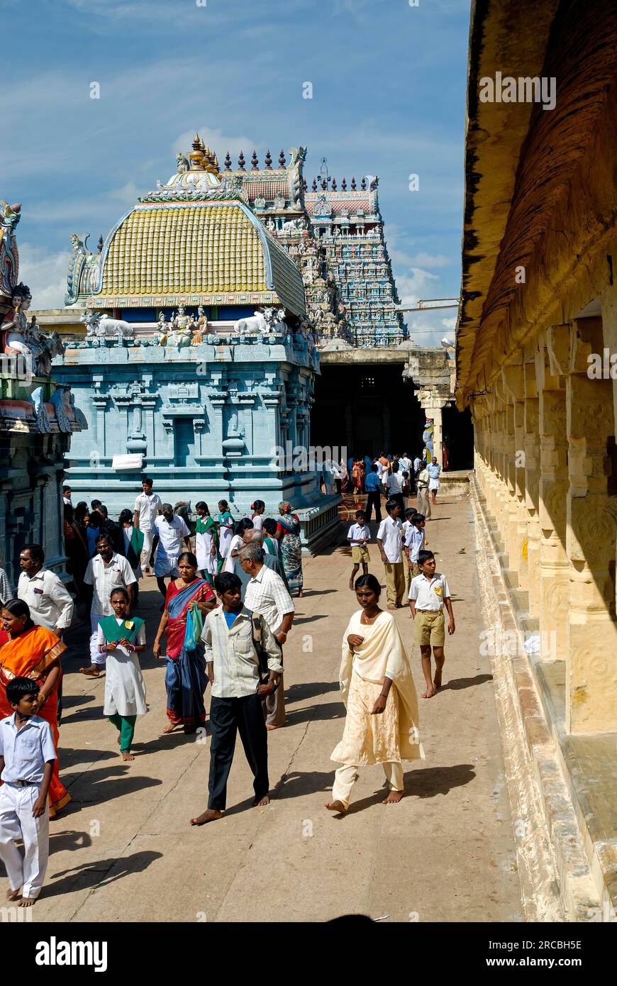 Hindu hinduism south asia hi-res stock photography and images - Alamy