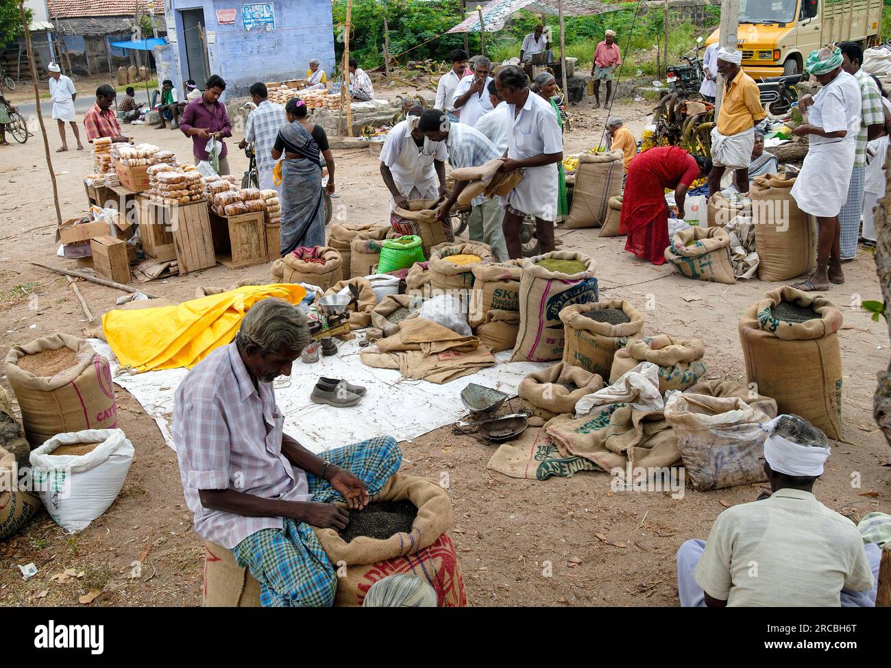 Press market hi-res stock photography and images - Alamy
