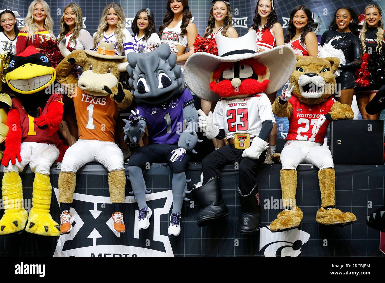 Mascots and cheerleaders from Iowa State, Texas, TCU, Texas Tech and ...