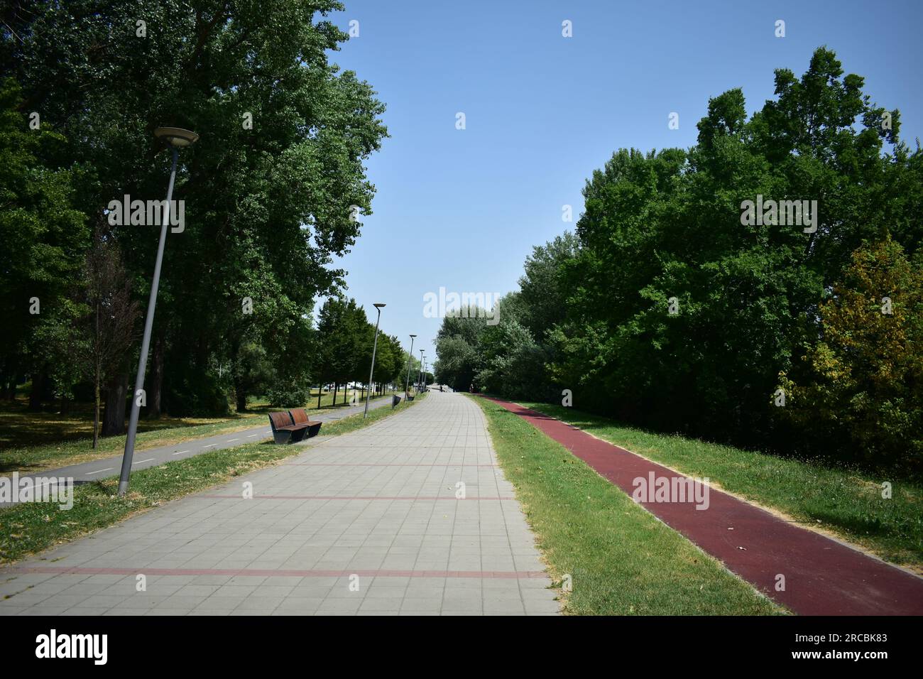trim path in the park Stock Photo - Alamy