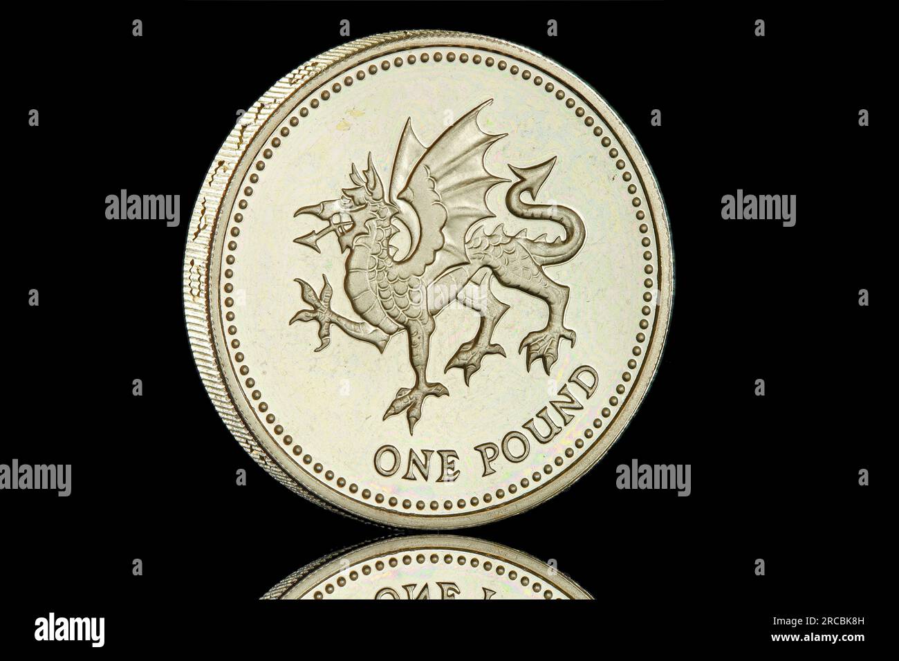 Welsh dragon one pound hi-res stock photography and images - Alamy