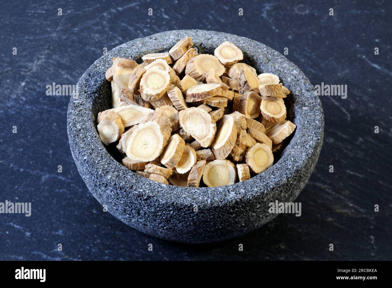 Membrane milkvetch root (Astragalus membranaceus) (Astragali Radix ...