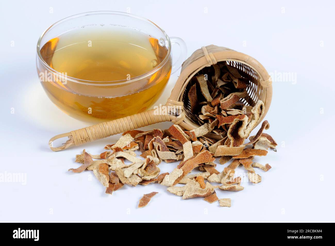Cup tangerine peel tea (Citri reticulatae Pericarpium Stock Photo - Alamy