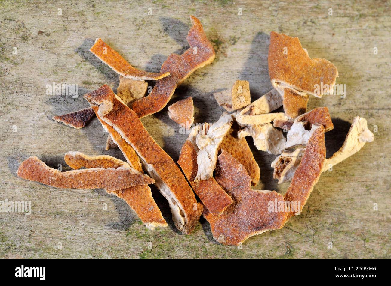 Mandarin peel (Citri reticulatae Pericarpium Stock Photo - Alamy