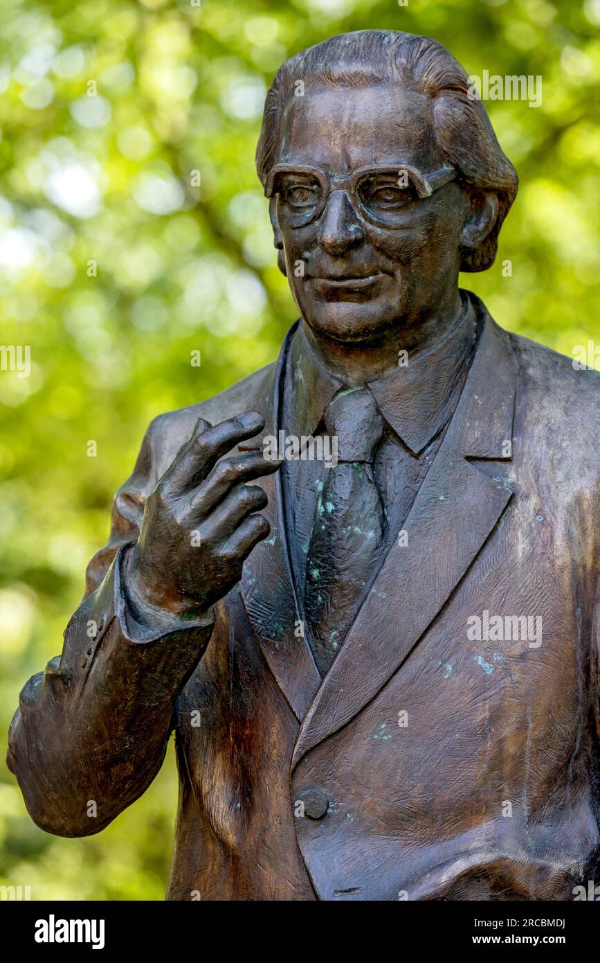 Monument, statue Konrad Zuse, inventor of the computer, Duden-Zuse ...