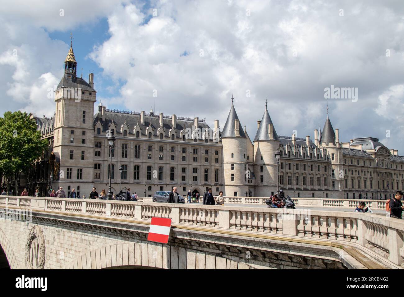 Travel photo od the architecture in Paris Stock Photo - Alamy