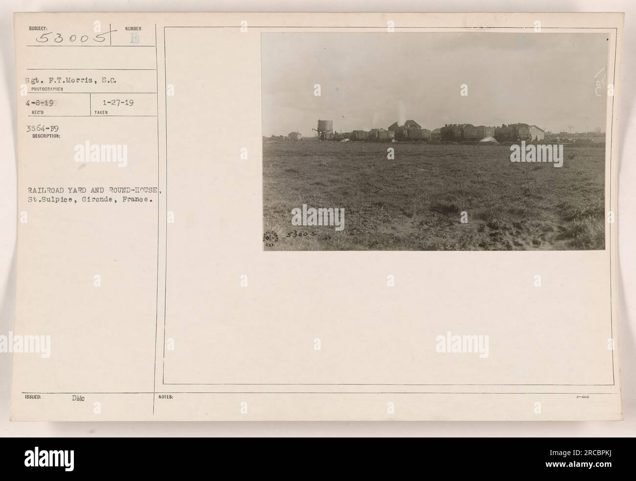 Dic notes hi-res stock photography and images - Alamy