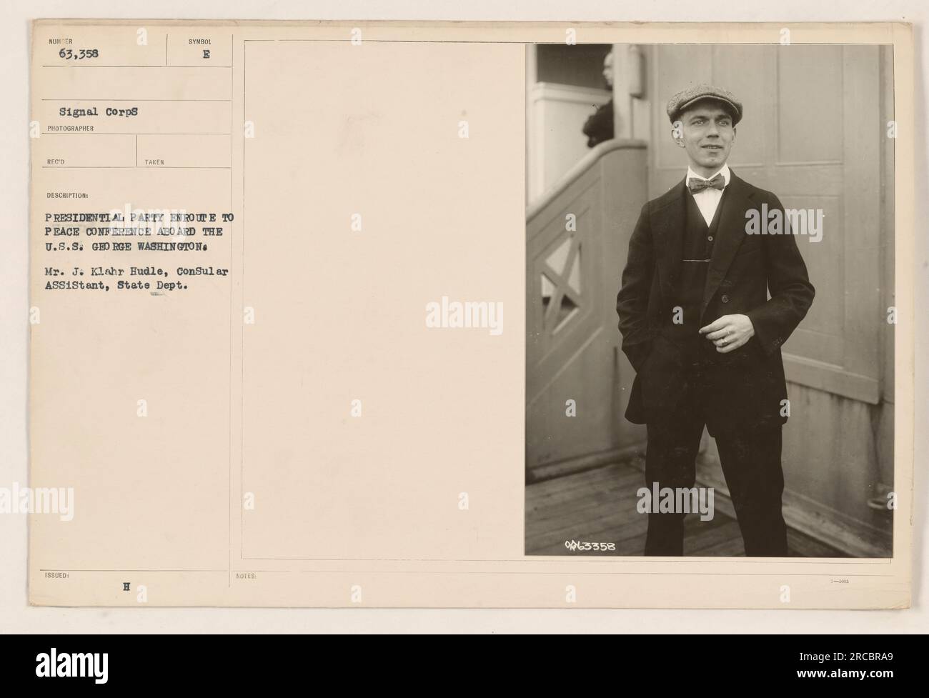 President and his entourage aboard the U.S.S. George Washington en ...