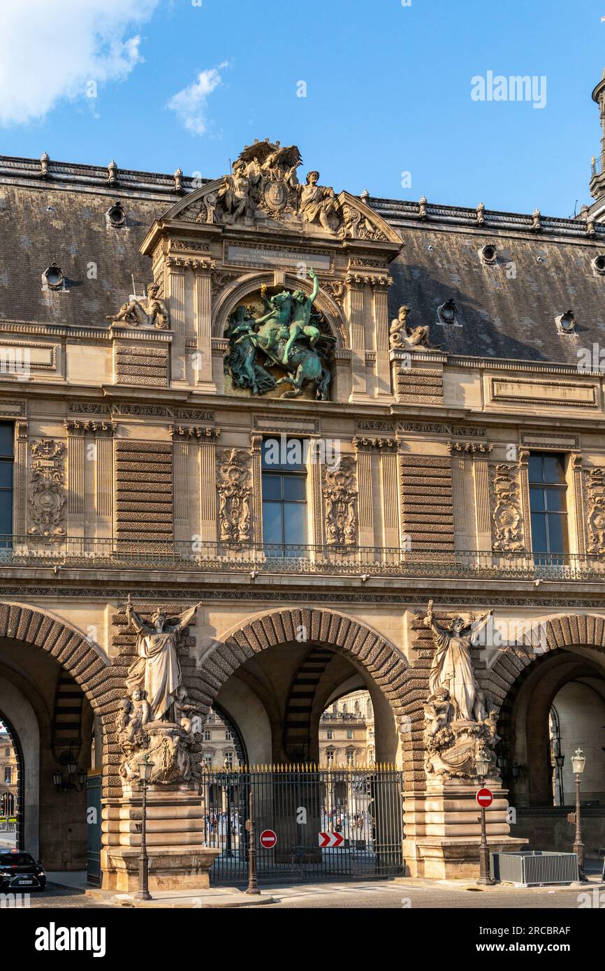 Travel photo od the architecture in Paris Stock Photo - Alamy