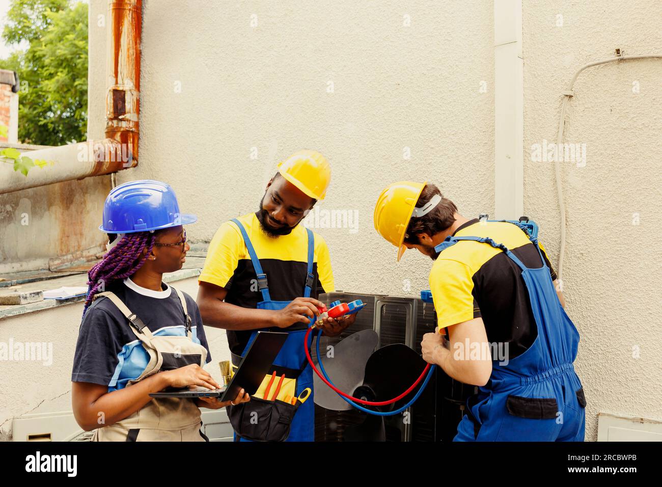 Freon levels hi-res stock photography and images - Alamy Freon levels hi-res stock photography and images - Alamy