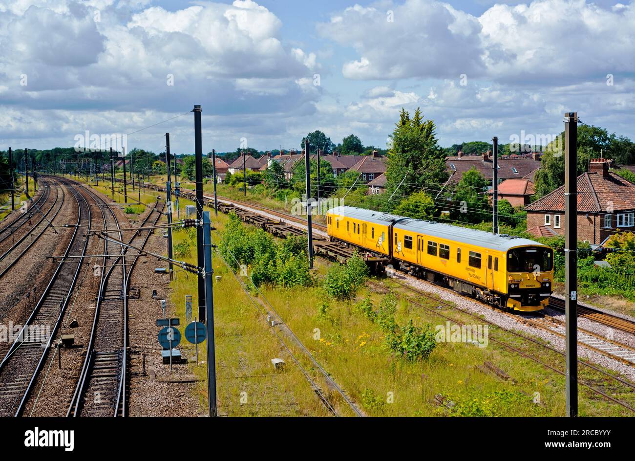 Network rail test train hi-res stock photography and images - Alamy