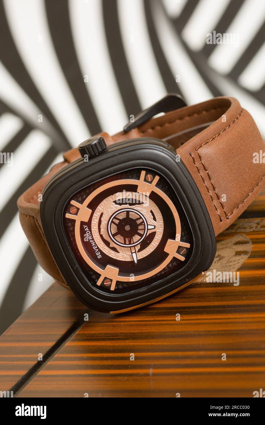 Hand Wrist Watch Time clock Designer classic stylish Stock Photo - Alamy