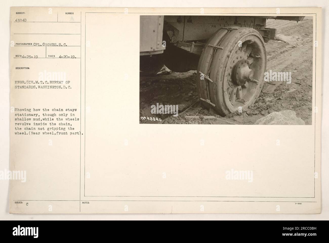 American soldiers demonstrate how a military vehicle's chain stays ...