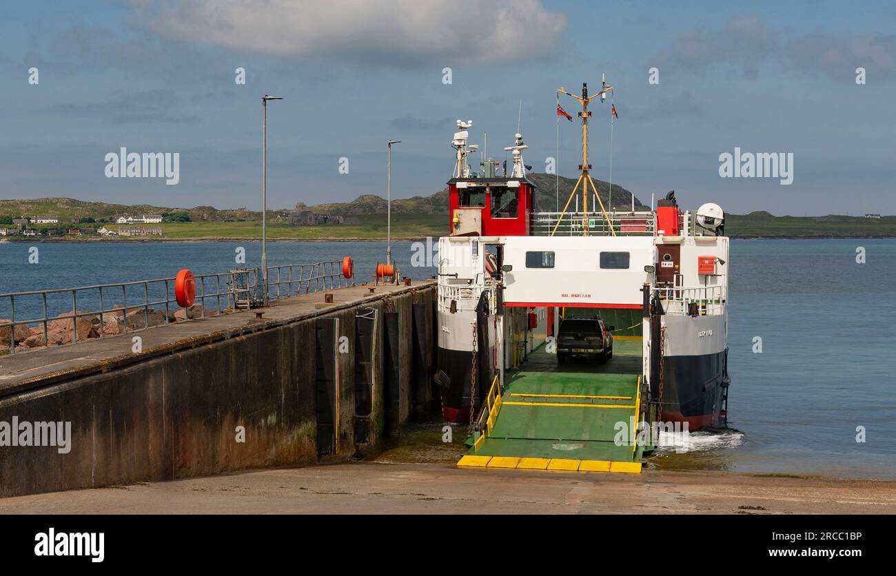 Fionnphort, Isle of Mull, Scotland, UK, 6 June 2023. The CalMac ferry ...