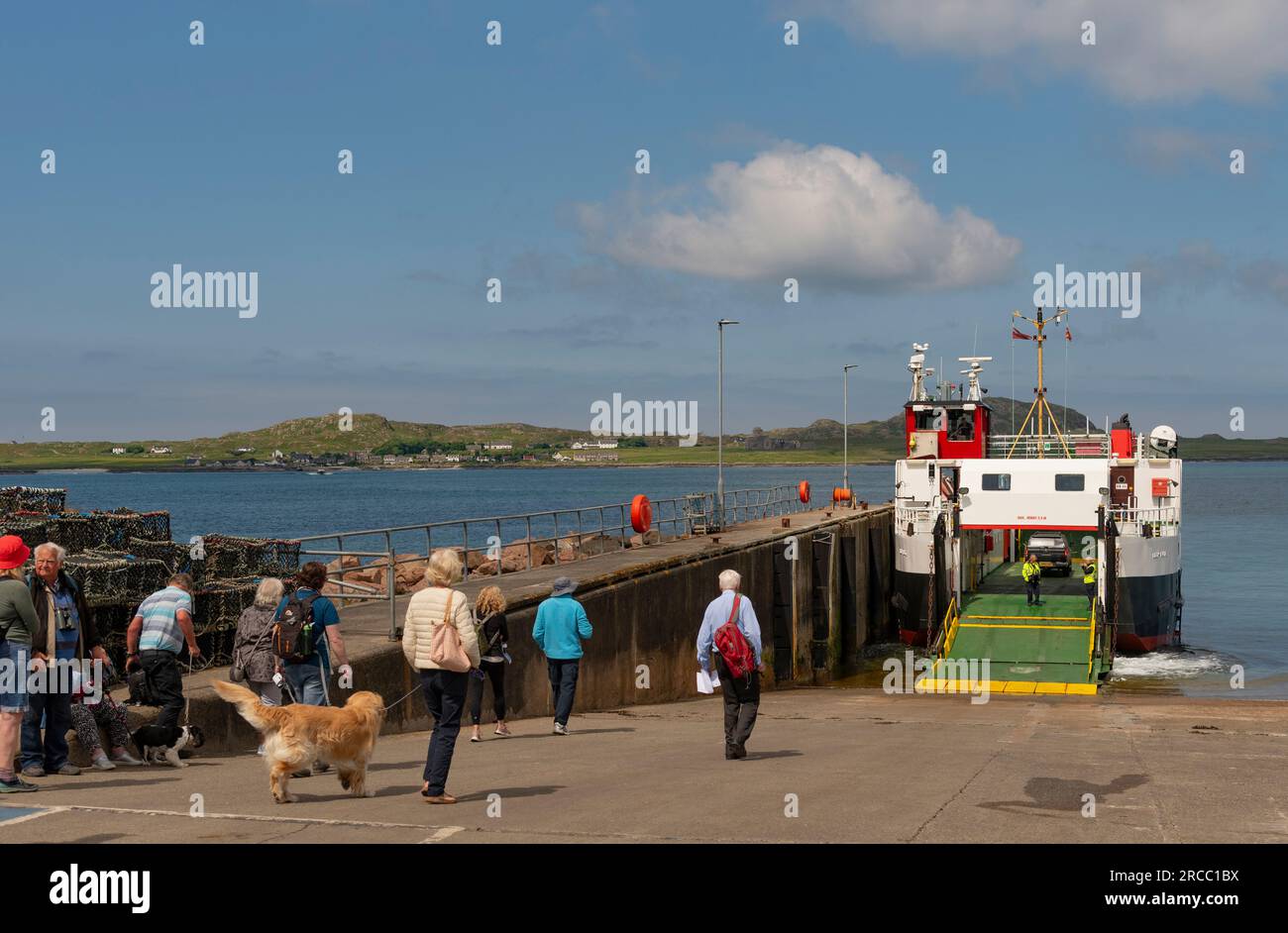 Fionnphort, Isle of Mull, Scotland, UK, 6 June 2023. The CalMac ferry ...