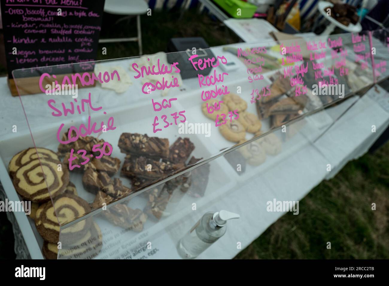 Home made cakes hi-res stock photography and images - Alamy