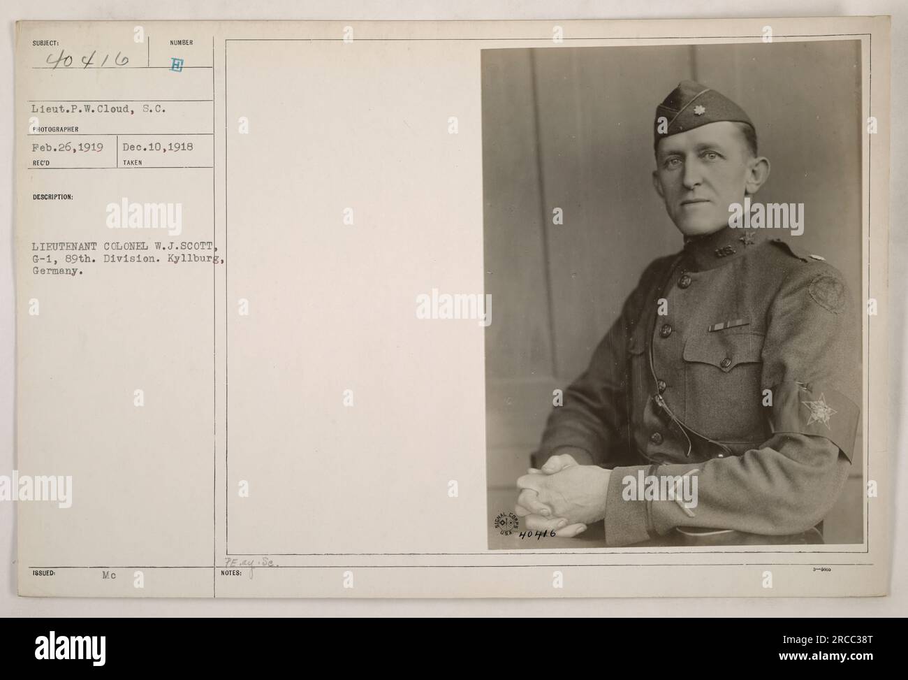 Lieutenant cloud photograph hi-res stock photography and images - Alamy