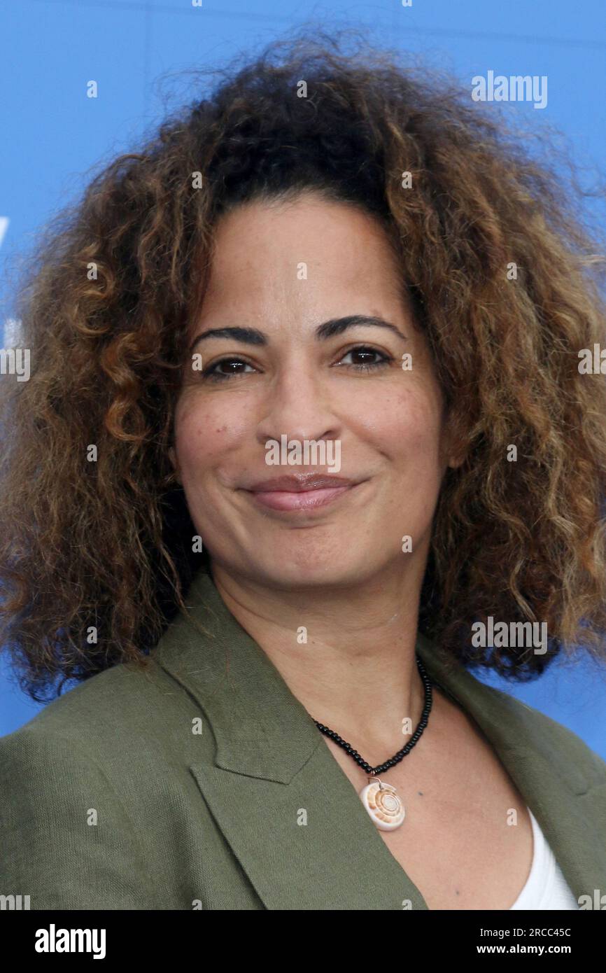 Lisa saum hi-res stock photography and images - Alamy