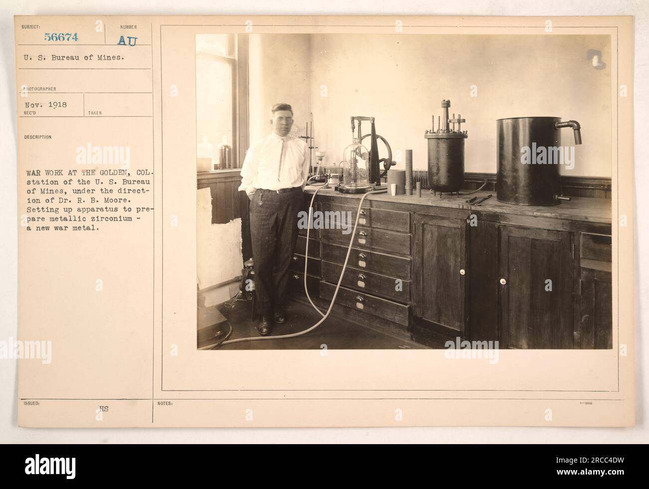 Men at the Golden, Colorado station of the U.S. Bureau of Mines, under ...