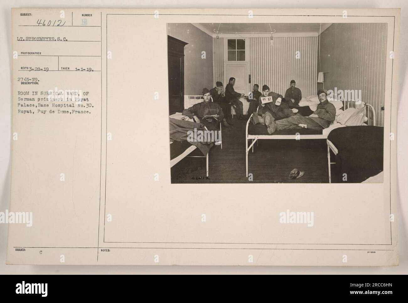 German prisoners being treated in a surgical ward at Base Hospital No ...