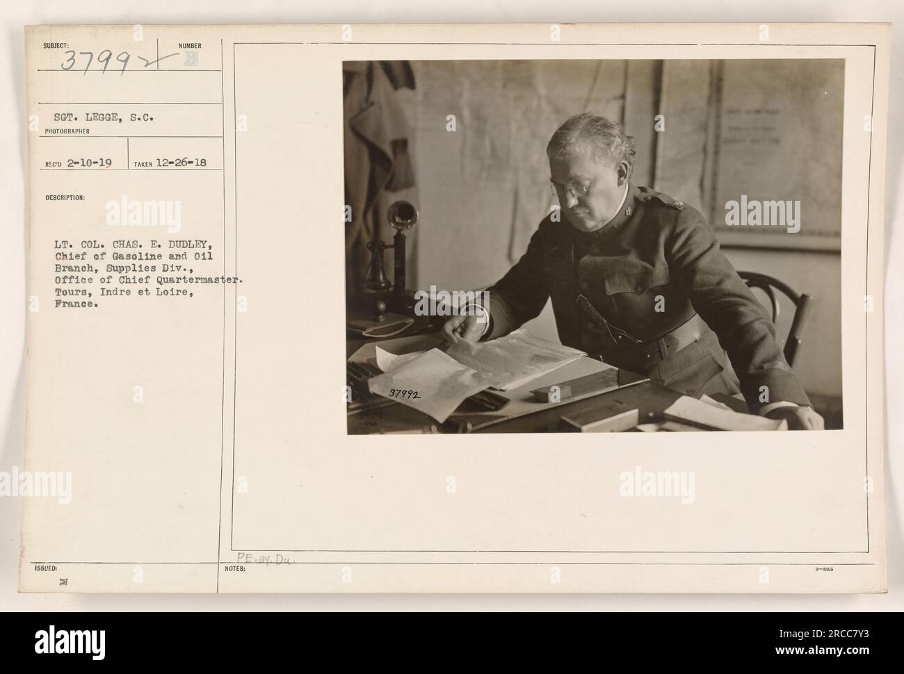 Lt col chas e dudley office hi-res stock photography and images - Alamy