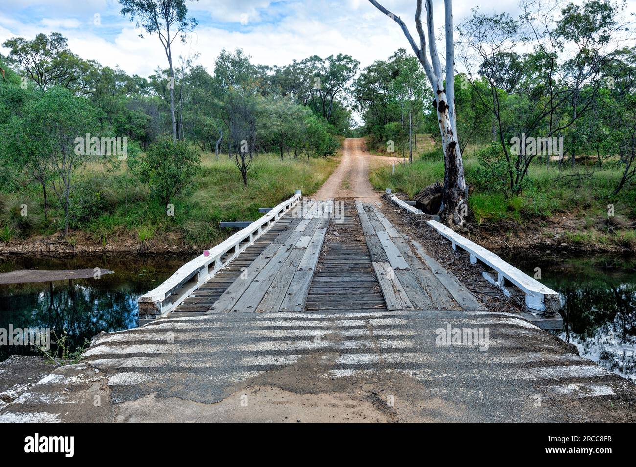 Old timber bridges hi-res stock photography and images - Alamy